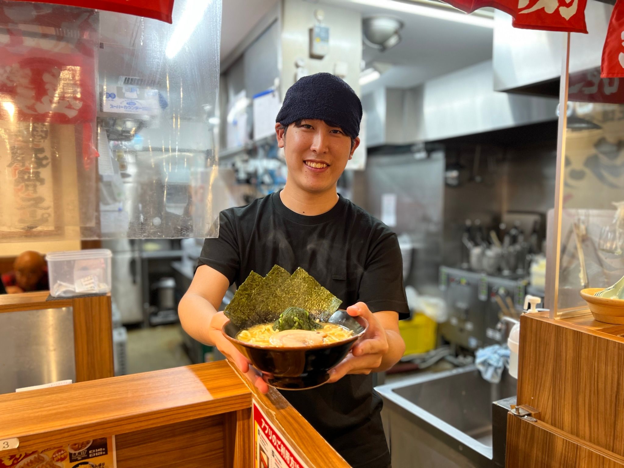 横浜家系ラーメン 壱角家 橋本店【パート・アルバイト募集】 | ラーメンの求人 仕事 キンキンラーメン修行道
